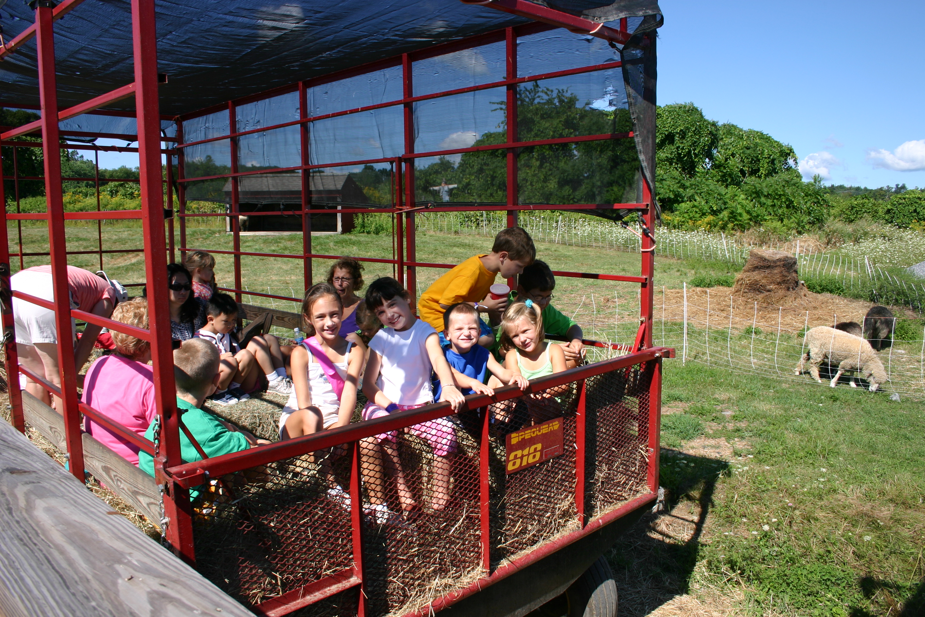 Hayrides Near Boston: Harvest or Halloween Fun | MommyPoppins - Things ...