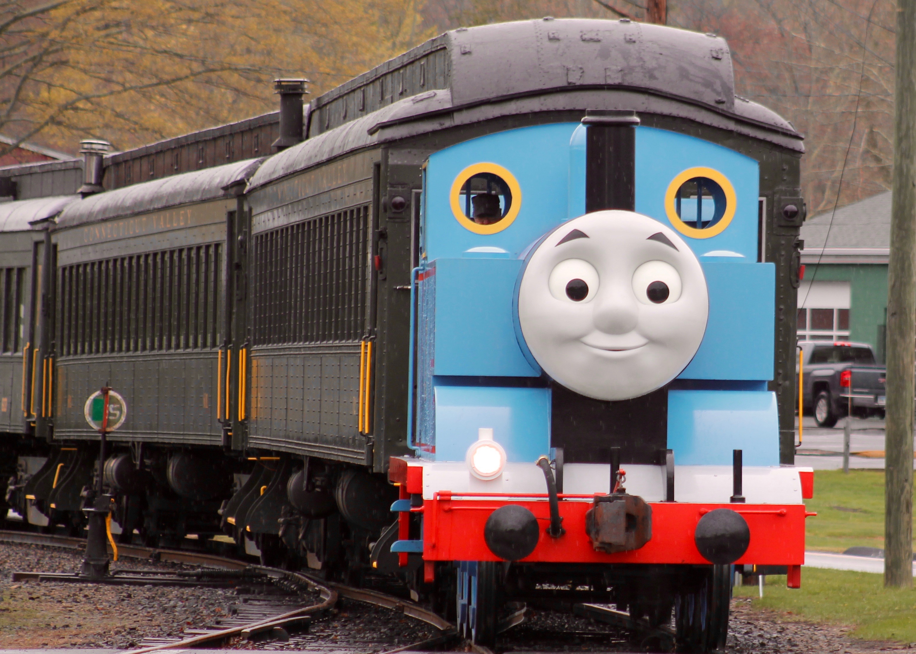A Day Out with Thomas the Tank Engine in Essex | MommyPoppins - Things ...
