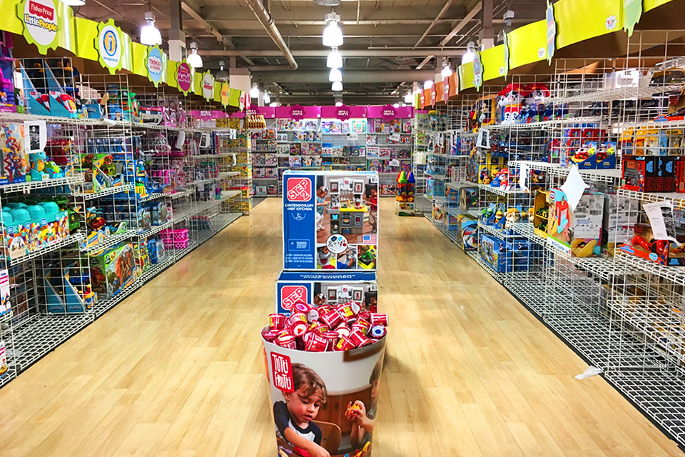 Party City Opens Toy City Pop-up with Hot Holiday Toys | Mommy Poppins ...