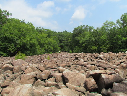 Ringing Rocks Park in Bucks County Climbing Adventure | Mommy Poppins ...