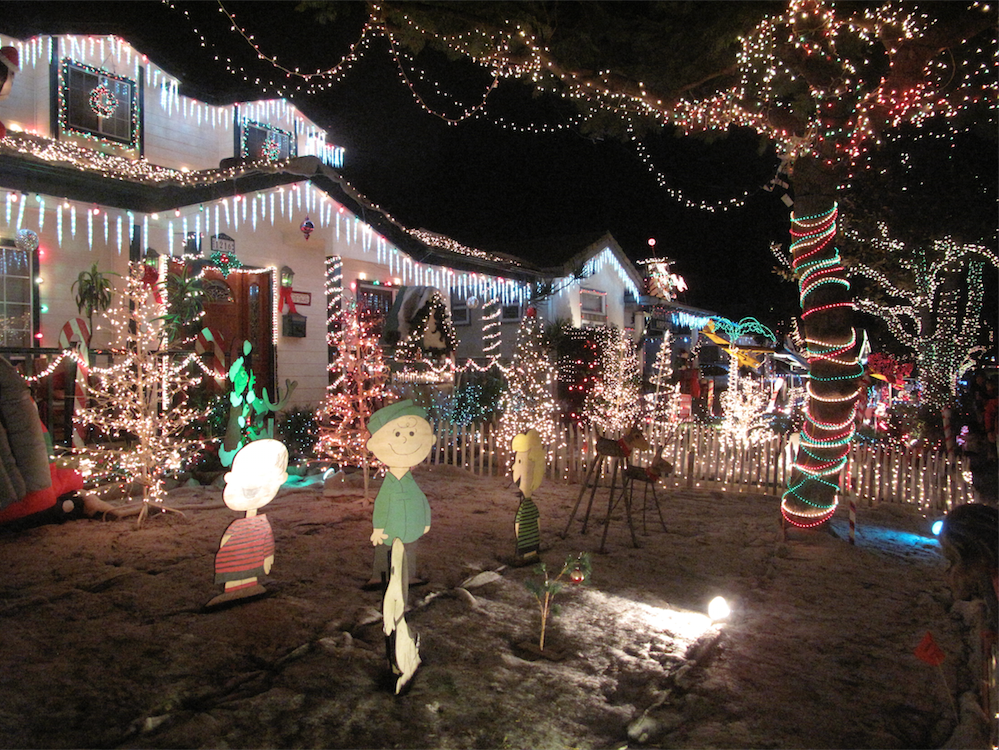 Christmas Lights Around Mommy Poppins Cities: Holiday Eye Candy ...
