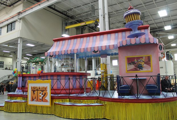 Behind the Scenes at the Macy's Thanksgiving Day Parade Studio: Sneak ...