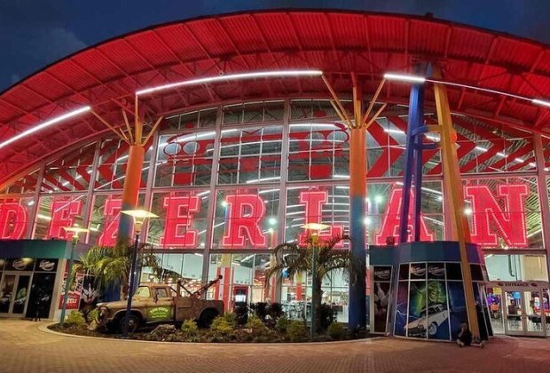 Dezerland Park Orlando: Florida's Largest Indoor Attraction for Thrills ...