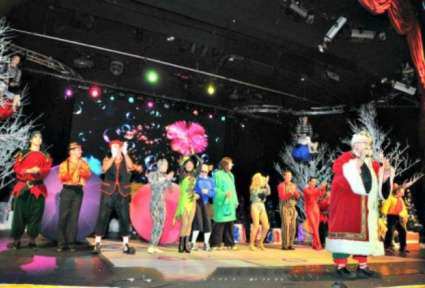 It's Circus Season: Enjoy Circus Oz, Big Apple Circus, Circo Comedia ...