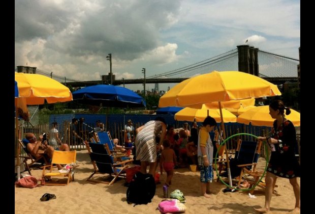 Pier 2 Pop-Up Pool in Brooklyn Bridge Park: What to Know Before You Go ...