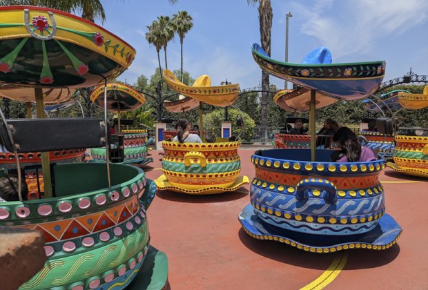 See Knott’s Berry Farm Like a Local: Inside Tips for a Great Visit With ...
