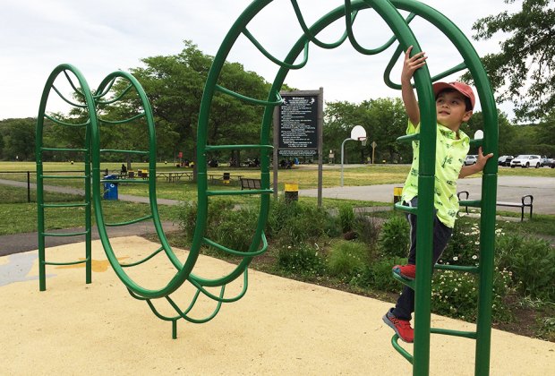 Top Beach Playgrounds on Long Island | Mommy Poppins - Things To Do in ...